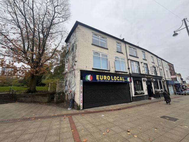 apartment to rent in Church Street, Eccles, Manchester, M30 0BJ