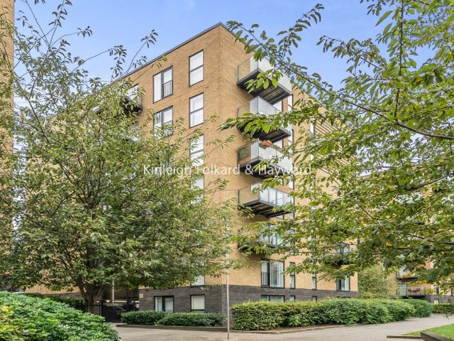 apartment to rent in Conington Road, Lewisham, London, SE13