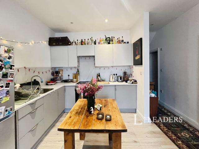 Apartment to rent in Cornwalls Meadow, Buckingham, MK18 | Leaders