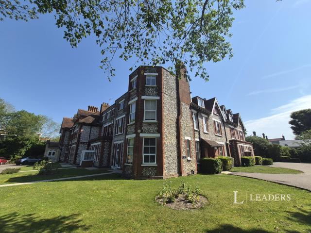 Apartment to rent in Clovelly, 20 Blackwater Road, Eastbourne, BN21 | Leaders