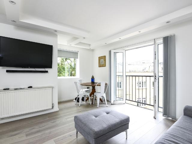 apartment to rent in Cleaver Street, London, SE11