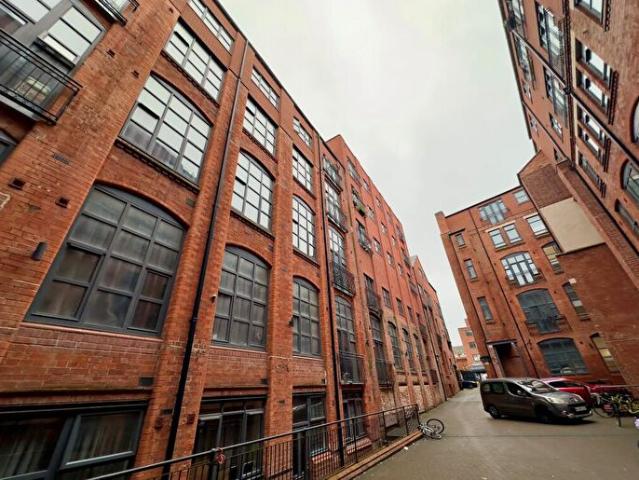 Apartment To Rent In Clyde Court, Leicester, LE1
