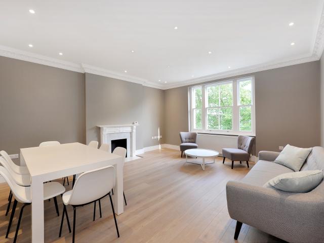 apartment to rent in Cromwell Road, Earls Court, London, SW5