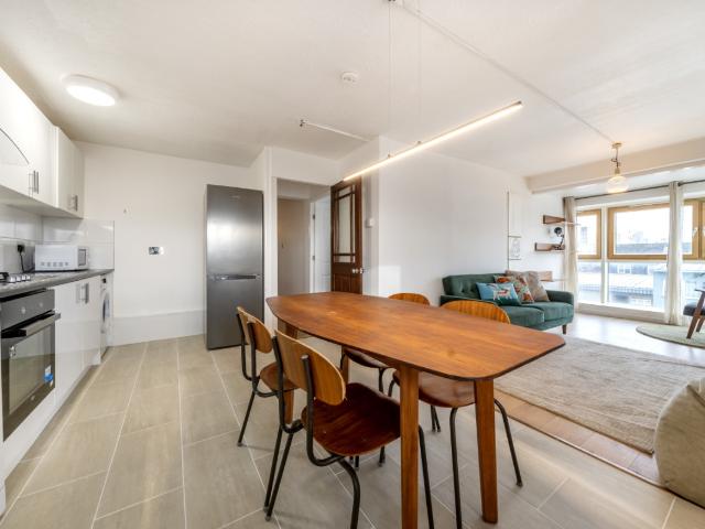 apartment to rent in Culvert Road, London, SW11