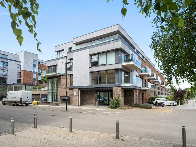Apartment to rent in Darlington House, Merlin Drive, Peterborough, Cambridgeshire, PE2 | Leaders