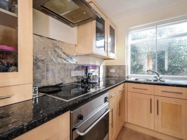apartment to rent in Denmark Avenue, Wimbledon, London, SW19