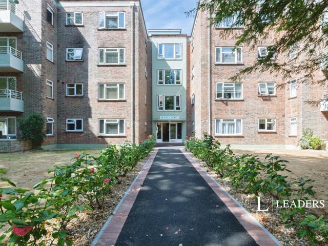 Apartment to rent in Derby Road, Bournemouth, Dorset, BH1 | Leaders