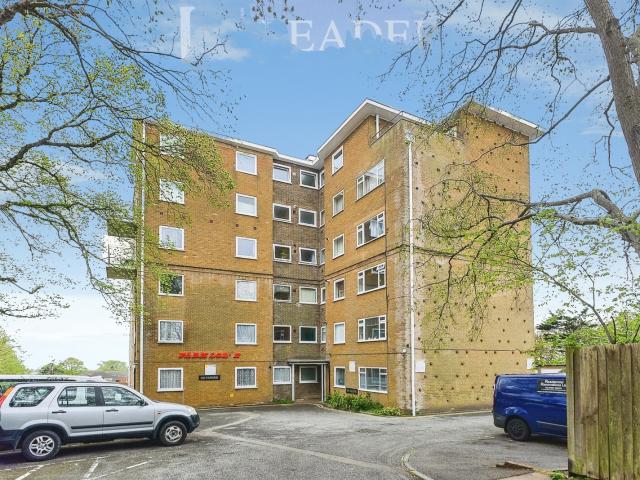 Apartment to rent in Dyke Road, Hove, East Sussex, BN3 | Leaders