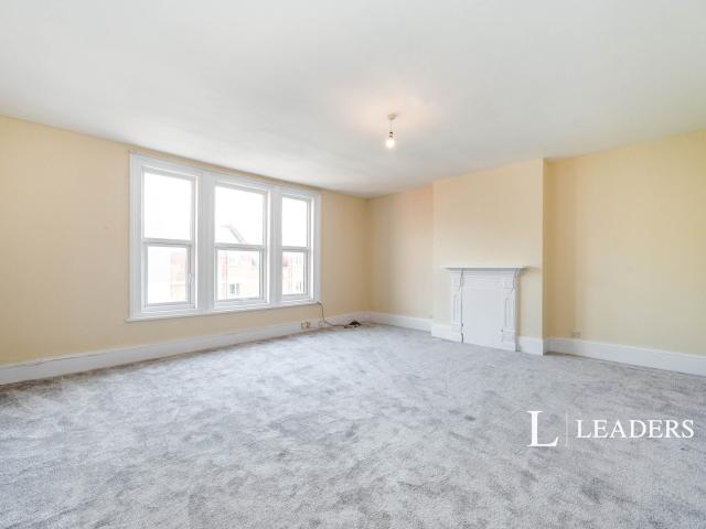 Apartment to rent in Elm Grove, Southsea, PO5 | Leaders