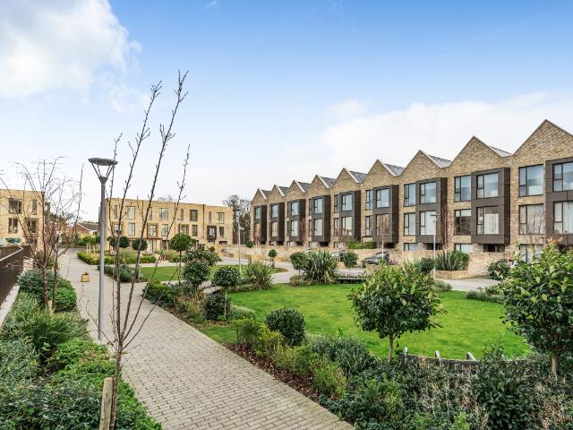 apartment to rent in Exeter Place, London, SE26