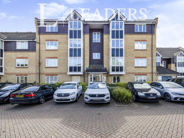 Apartment to rent in Faraday Road, Guildford, GU1 | Leaders