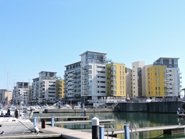 Apartment to rent in Fiador Court, 6 Midway Quay, Sovereign Harbour, Eastbourne, BN23 | Leaders