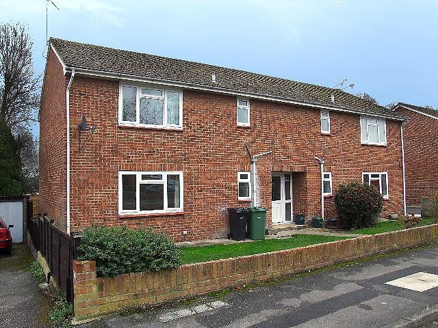 Apartment to rent in Folly View Road, Faringdon, SN7 | Leaders