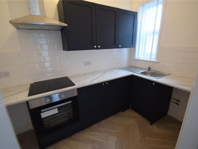 Apartment to rent in Fort Terrace, Bridlington, YO15