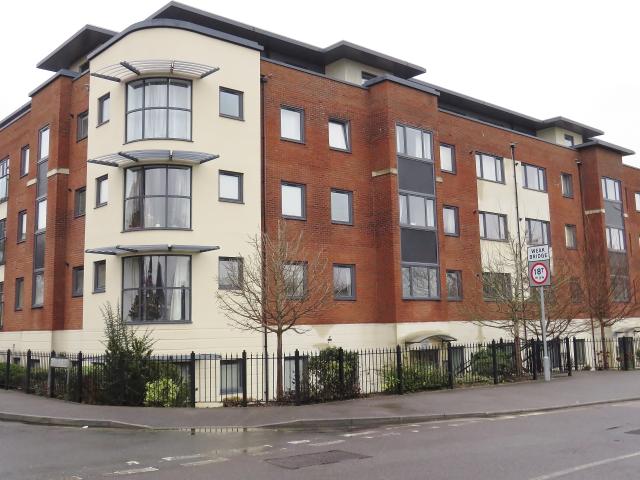 apartment to rent in Fosters Place, East Grinstead