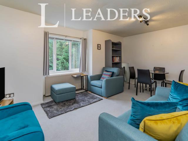 Apartment to rent in Franklin Way, Croydon, CR0 | Leaders