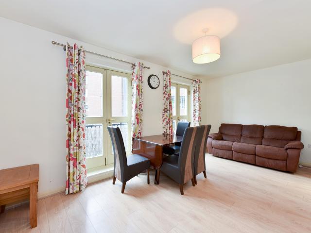 apartment to rent in Frederick Court, 69a Fulham High street, London, SW6