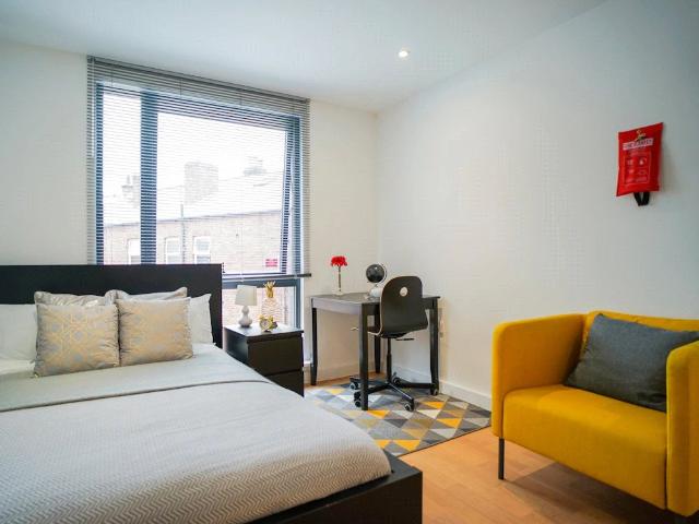 Apartment to rent in Furnace Hill, Sheffield, S3 | Leaders