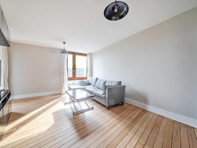 apartment to rent in Garratt Lane, London, SW18