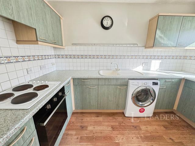 Apartment to rent in Gas Street, Leamington Spa, CV31 | Leaders
