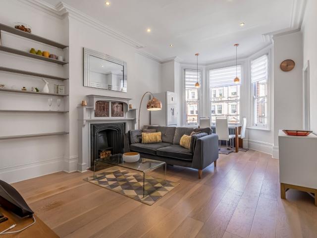 apartment to rent in Goldhurst Terrace, South Hampstead, London, NW6
