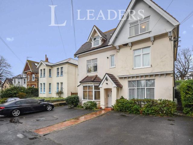 Apartment to rent in Gordon Road, Bournemouth, Dorset, BH1 | Leaders