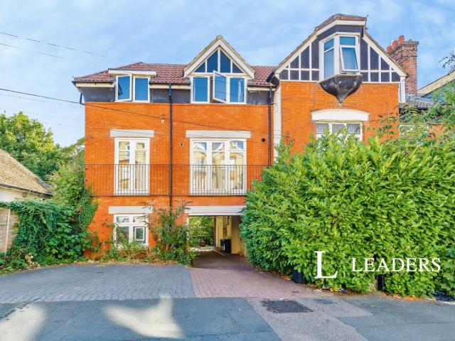 Apartment to rent in Granville Road, Sevenoaks, Kent, TN13 | Leaders