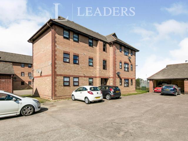 Apartment to rent in Hanbury Gardens, Highwoods, Colchester, CO4 | Leaders