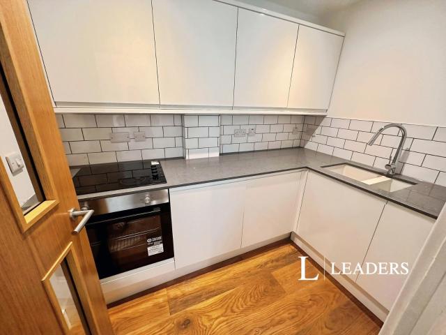 Apartment to rent in Hanningtons Lane, Brighton, East Sussex, BN1 | Leaders