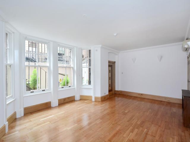 apartment to rent in Hans Road, Knightsbridge, London, SW3