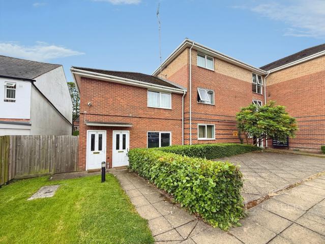 Apartment to rent in Hagley Road West, Oldbury, West Midlands, B68 | Leaders