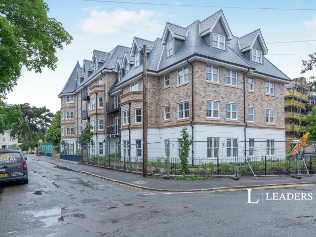 Apartment to rent in Hahnemann Road, Bournemouth, BH2 | Leaders