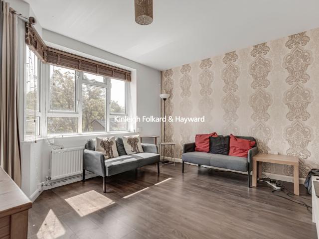 apartment to rent in Highbury New Park, London, N5
