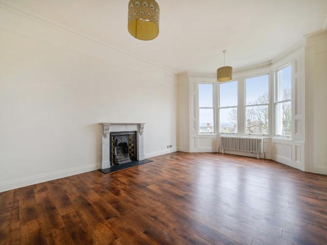 apartment to rent in Honor Oak Park, Forest Hill, London, SE23