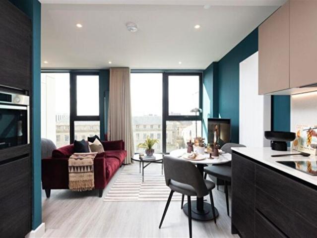 Apartment To Rent In Holland Street, Glasgow, G2