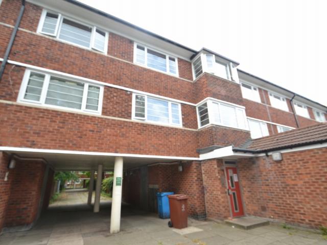 apartment to rent in Hunmanby Avenure, Hulme, Manchester, M15 5FF
