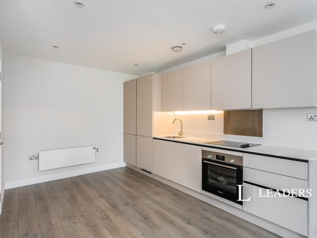 Apartment to rent in Keymer Road, Burgess Hill, RH15 | Leaders