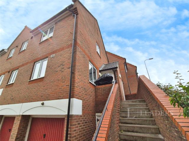 Apartment to rent in King Henry Court, Norton Road, Chelmsford, CM1 | Leaders