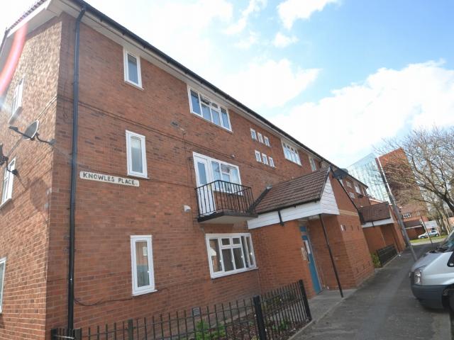 apartment to rent in Knowles Place, Hulme, Manchester. M15 6DA