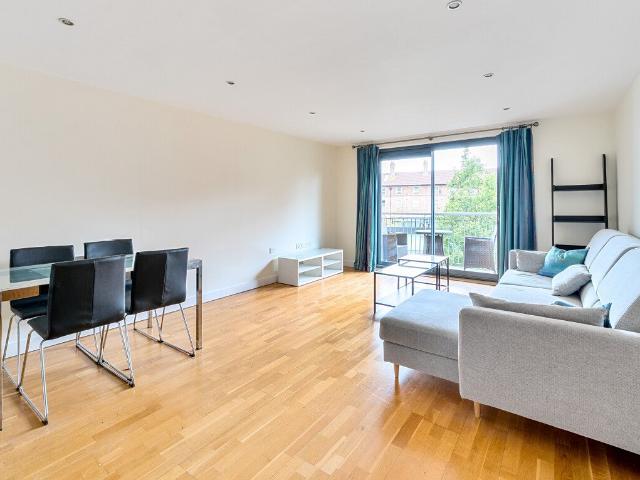 apartment to rent in Lant Street, London, SE1