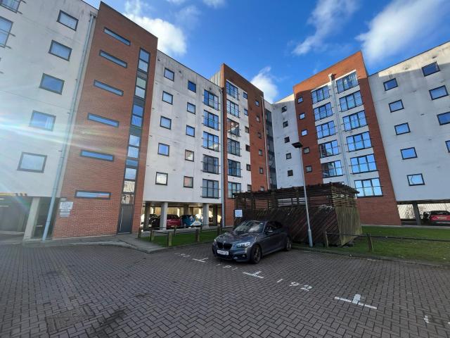 apartment to rent in Ladywell Point, Pilgrims Way, Salford, M50 1AU
