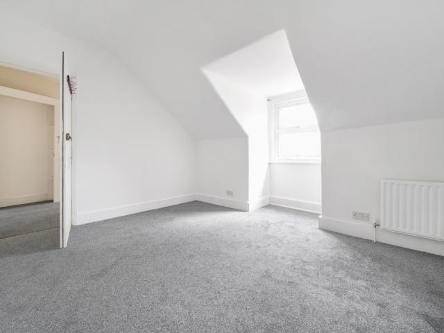 apartment to rent in Lee High Road, London, SE13