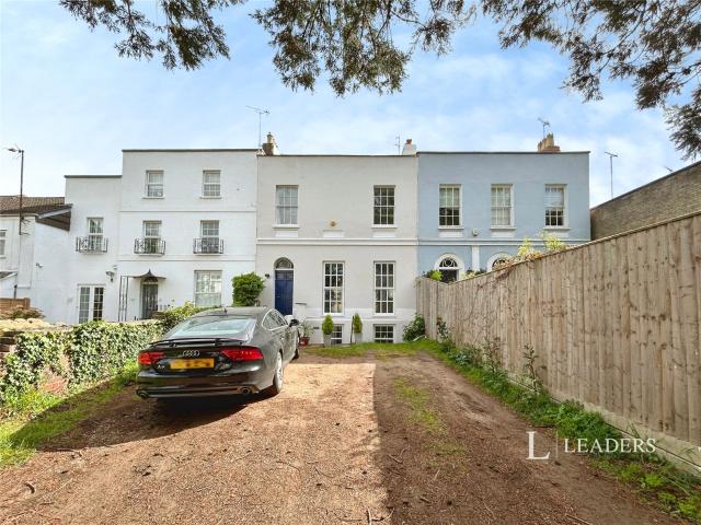 Apartment to rent in London Road, Cheltenham, GL52 | Leaders