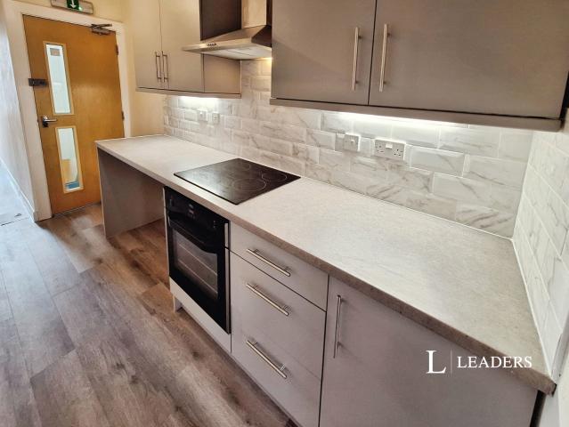 Apartment to rent in London Road, Holmes Chapel, Crewe, Cheshire, CW4 | Leaders