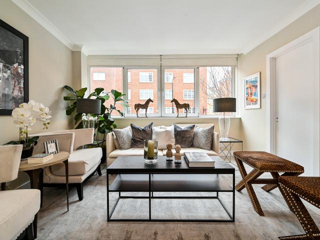 apartment to rent in Lower Sloane Street, Chelsea, London, SW1W