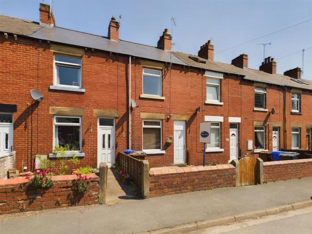 apartment to rent in Manchester Road, Stocksbridge, Sheffield
