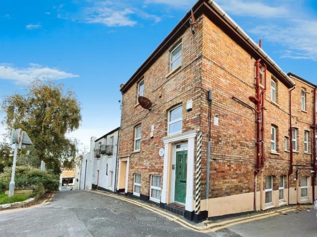 Apartment to rent in Mannington Place, Bournemouth, BH2 | Leaders