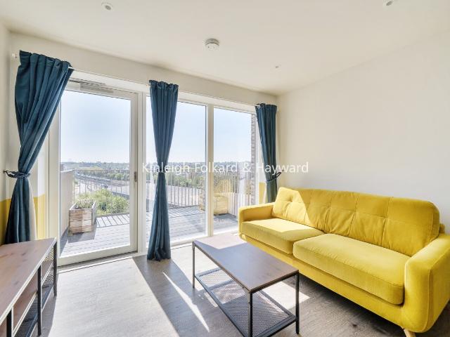 apartment to rent in Mary Neuner Road, Crouch End, London, N8