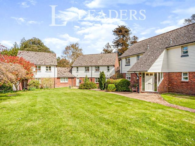 Apartment to rent in Middleton Court, Lewes Road, Westmeston, BN6 | Leaders