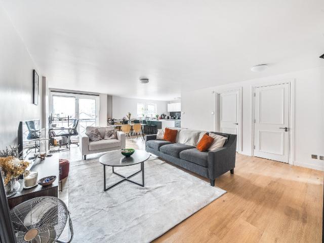 apartment to rent in Mill Street, Southwark, London, SE1